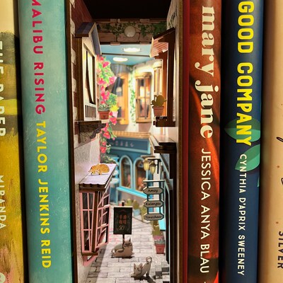 DIY Booknook Kit Book Nook Diorama Miniature Assembly Wooden Bookend ...