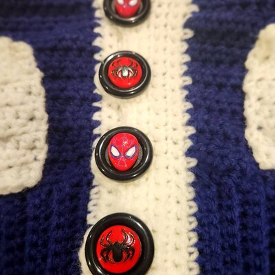 Strawberries Fruit / Snacks / Sweets Buttons Galore Embellishment ...