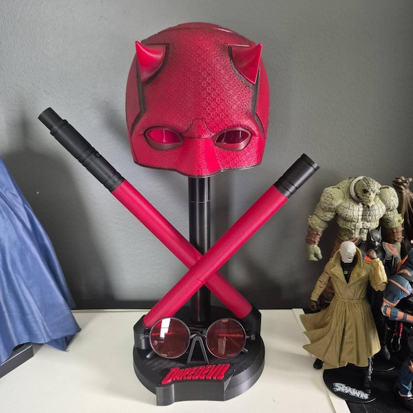 Iron Man Gauntlet Desk Lamp W/ LED Kit Articulated 3D Printed Statue ...
