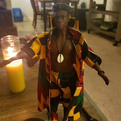 African American Authentic Fashionistas /ken Dolls re-clothed African ...