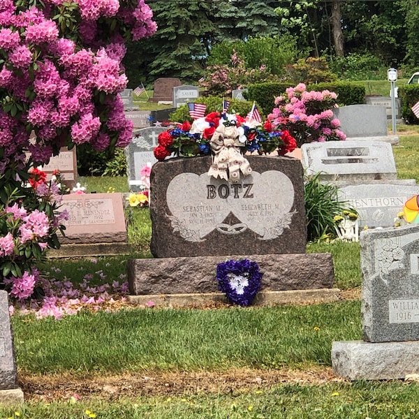 Headstone Flower Arrangement Anchor for Saddles and Wreaths - Etsy