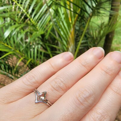 14K Gold swoop Ring, Diamond Ring, Diamond Chevron Ring, V Ring, Curved ...