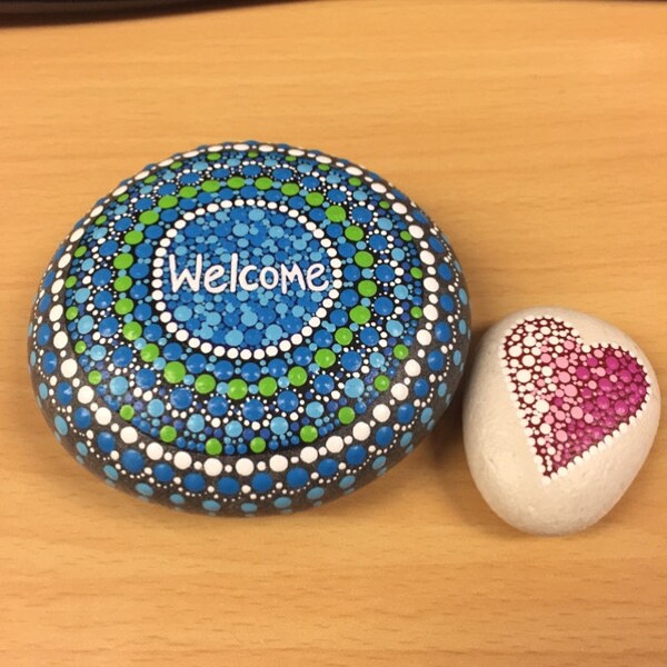 Custom Peace Rocks ~ Set of 2 - Etsy