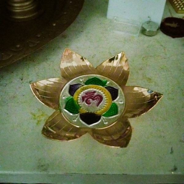 Pure Silver Gift ,pure Silver Bowl With Elephant Legs , Silver Return ...