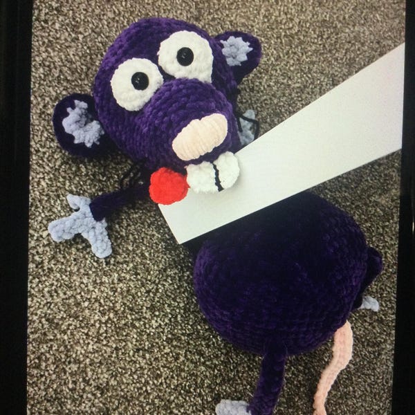 Amigurumi CHRISTMAS THIEF Crochet Pattern, Christmas Crochet Pattern ...