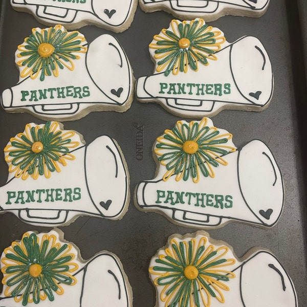 Cheer Megaphone & Pompom Cookie Cutter - Etsy