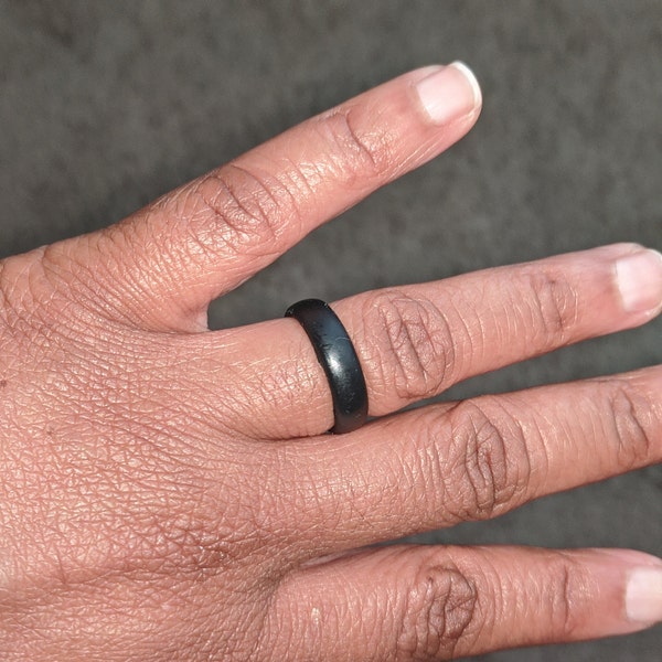 AERA Silicone Wedding Band: Hypoallergenic Active Ring for Him & Her ...