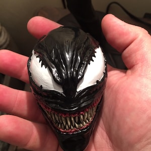Venom Head Inspired Dc Comics, Marvel, Magnet, Resin, Sculpture ...