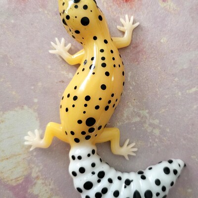 Yin and Yang Koi Fish Set / Koi Fish Keychain / Resin Keychain /best ...