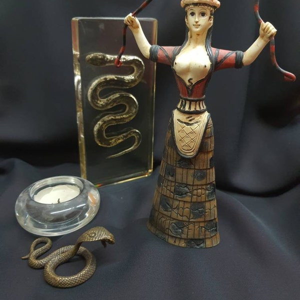 Minoan Snake Goddess 16th Century Replica Cretan Healer Priestess ...