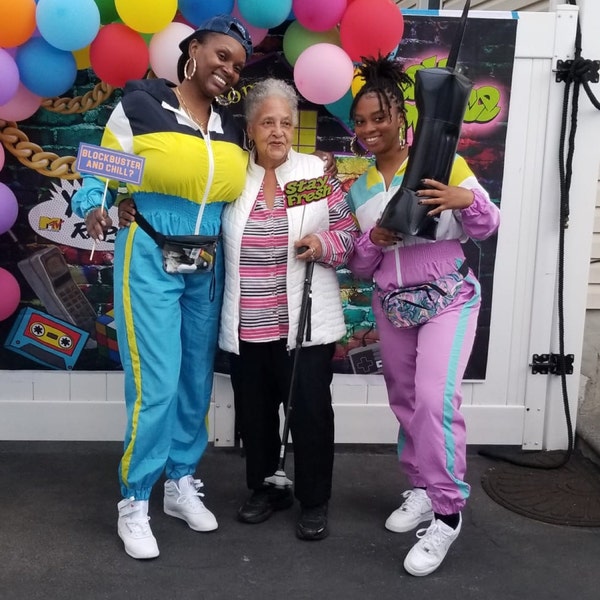 Throwback 90's Photo Booth Prop Set - Funny 1990's Theme Party ...