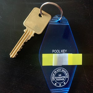 Custom Retro Motel Key Fob YOUR CUSTOM TEXT | Etsy
