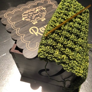 UNIQUE YARN BOX bowl Hand Crafted Needle Sizer, Ruler, Smooth Hook to ...