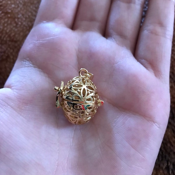 Healing Stone Cage Locket Pendant Gold Egg Pendant, Gemstone Diffused ...