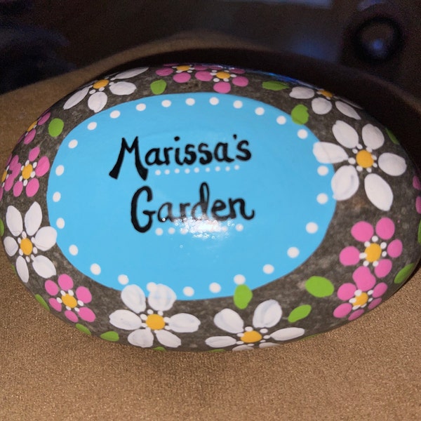 Custom Memorial Rock: Hand-painted Memory Stone, Graveside Keepsake - Etsy