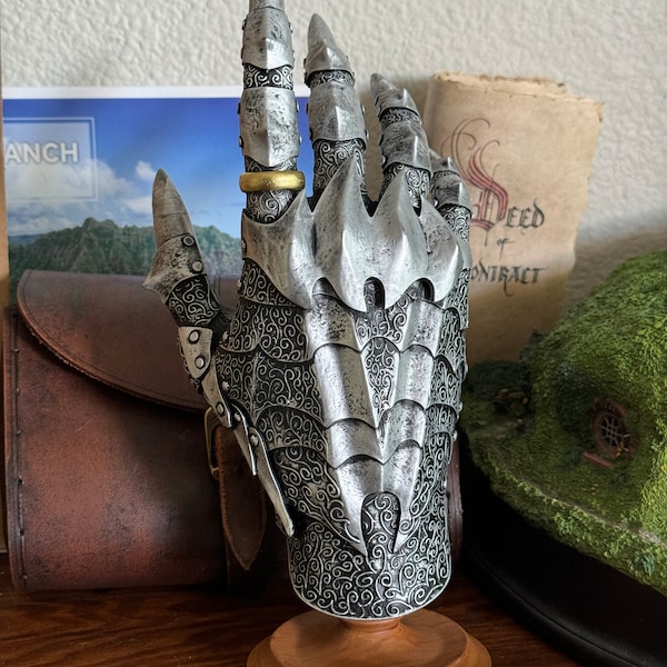 Sauron Gauntlet, Large Hand of Sauron Statue - Etsy