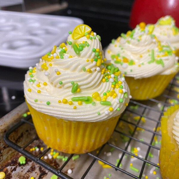 Blue Dog Sprinkles Bluey Inspired Dog Bone Sprinkles Cupcake Sprinkles ...