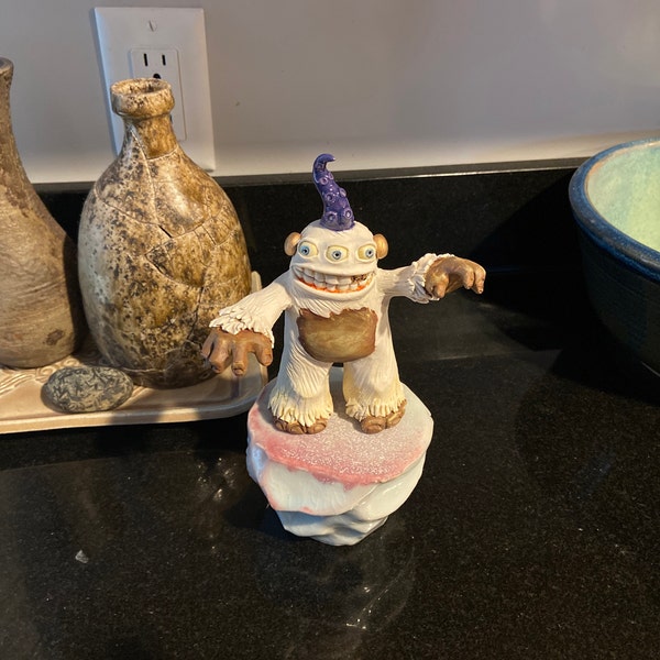 26" Porcelain Yeti Wall Sculpture by Oscar Yaquian - Etsy