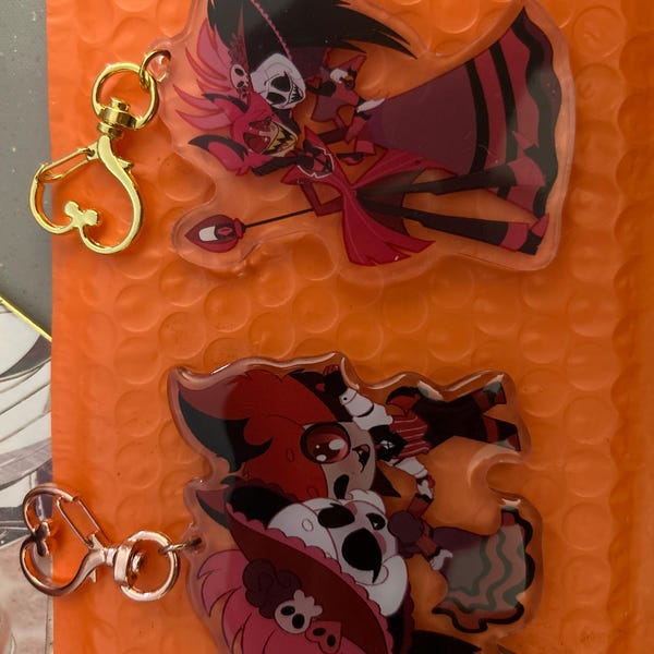 Simon and Betty Keychain Preorder - Etsy