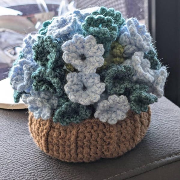 Bluebell Flower Crochet Coaster Pattern: DIY Floral Home Decor (video ...
