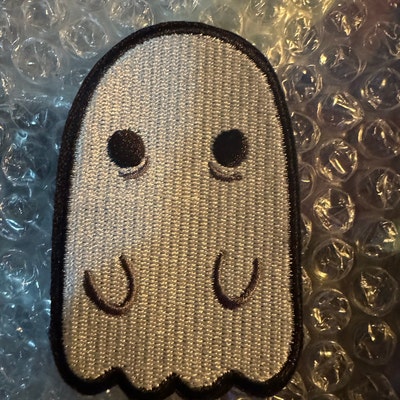 3 Embroidered Ghost Patch, Halloween Sew-on Patch - Etsy