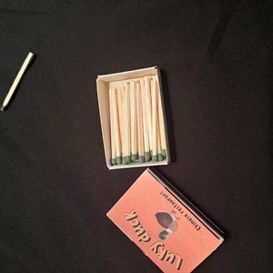 16 Wishes Wish List & Lucky Duck Matchbox 16 Wishes Golden Mini Candle ...