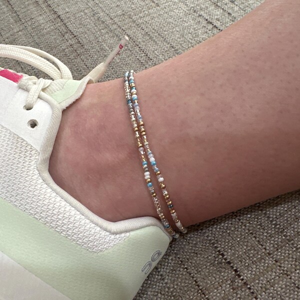 MAKE'N WAVES - Dainty Seaside Blue Beaded Anklet - Double Wrap Stretchy ...