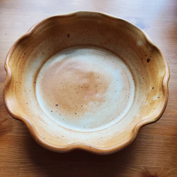 Handmade Pottery | Small Pie Plate (9 Colors) - Etsy