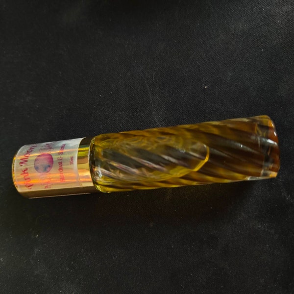 PINK MOON PERFUME, Pheromone, Sandalwood, Garden Essential Oil Magic ...