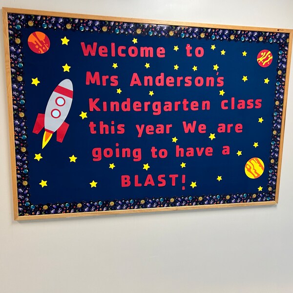 Multiple Piece Space Bulletin Board, Classroom Bulletin Board Set ...