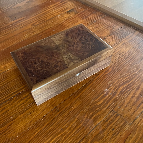 Hand Crafted Walnut and Carpathian Elm Burl Box - Etsy
