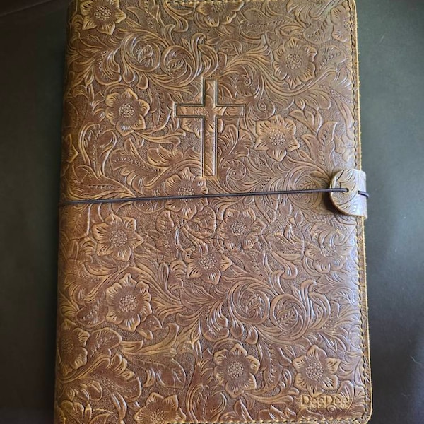 Personalized KJV Holy Bible Cover , Custom Leather Holy Bible Book Case ...