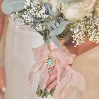 Gold Bridal Bouquet Locket Modern Wedding Bouquet, Bride Gift ...