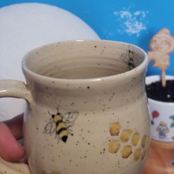 Bee Cup, Coffee Mug, Coffee Cup, Tea Mug, Bee Lovers ,hand Painted ...