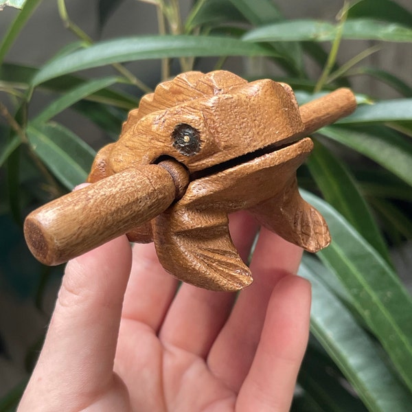 Frog Guiro Musical Percussion Instrument Wooden Hand Carved Fair Trade ...