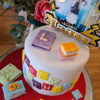 Matilda Cake Topper - Etsy