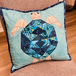 Geometric Cicada Insect Foundation Paper Pieced Quilt Pattern Block ...