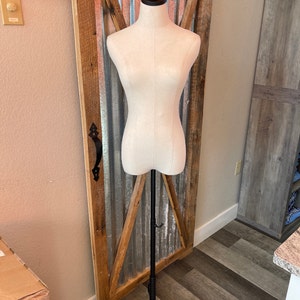 Female Display Dress Form in Natural Canvas on Traditional - Etsy