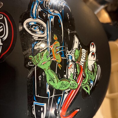 ART STICKER Coop Right Facing Devil Head Sticker Decal CP10 Classic ...