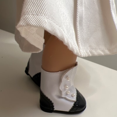 The Sweetest Little Pink and White Roses Doll Shoes I've Ever Seen You ...