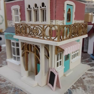 QUARTER SCALE DOLLHOUSE Ship Clad Miniature House English - Etsy UK