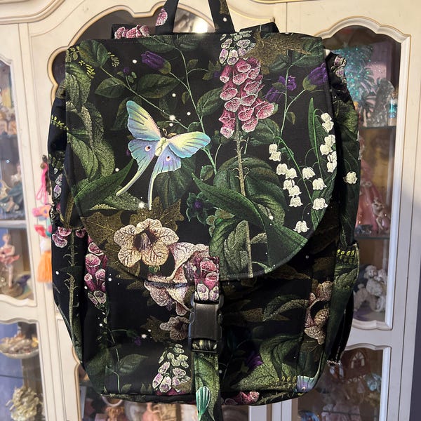 LaraHoweDesigns - Etsy