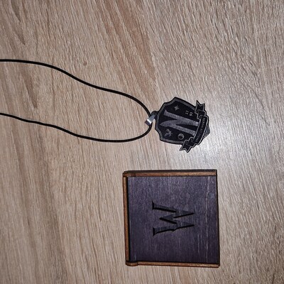 Wednesday Addams Wall Clock, Ophelia Hall Window Room, Wooden Wall ...