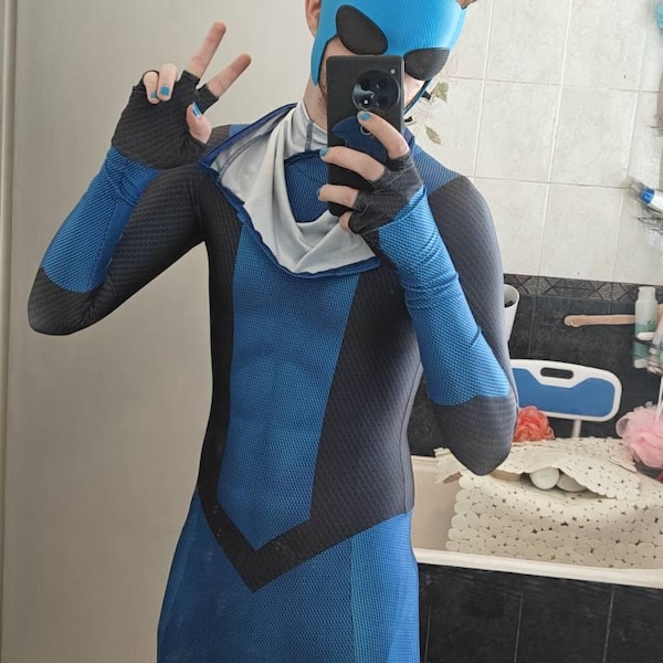 UV & Heat Resistant Hook With A Tennis Ball Design Easy Attachment to ...