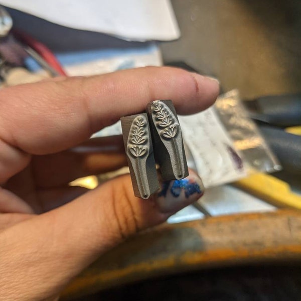 Lavender Flower Metal Stamp 17mm, Right Facing - Beaducation Metal ...