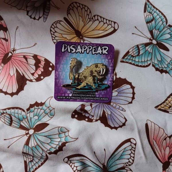 Natural Undead Wolf Enamel Pin - Skeleton Skull Beast Extinct Lapel ...