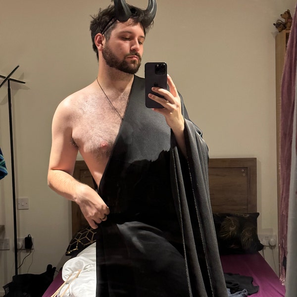 Small Mimic Chest. D&D Dice Box. Fantasy Monster RPG Storage Trinket ...