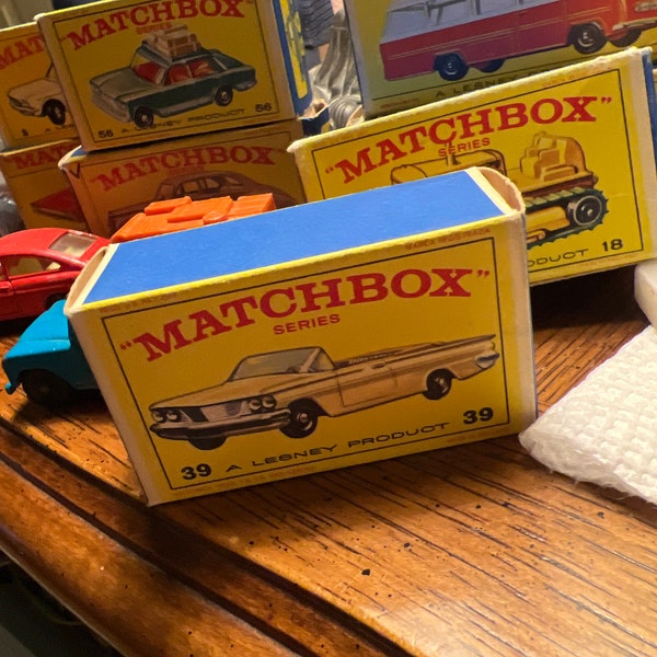 Matchbox series No. 74 Mobile Canteen With Blue Base and Grey Wheels ...