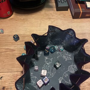 Felt Dice Bag / Tray-in-one 63 Geeky Fabric Choices Dice - Etsy