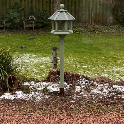 Bird Table, Country Cream Hexagonal Bird Table, Birdhouse With a ...